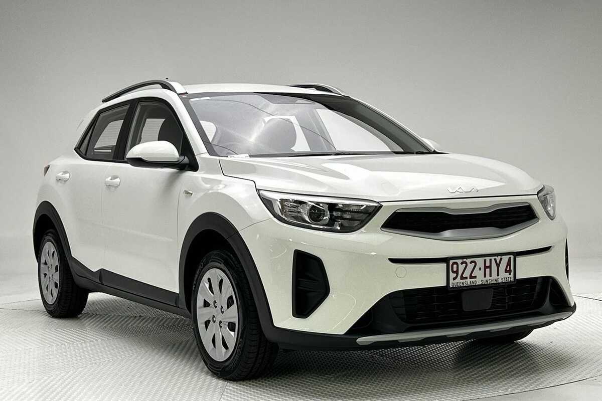 Sold Kia Stonic S Fwd In White Used Suv Moorooka Qld