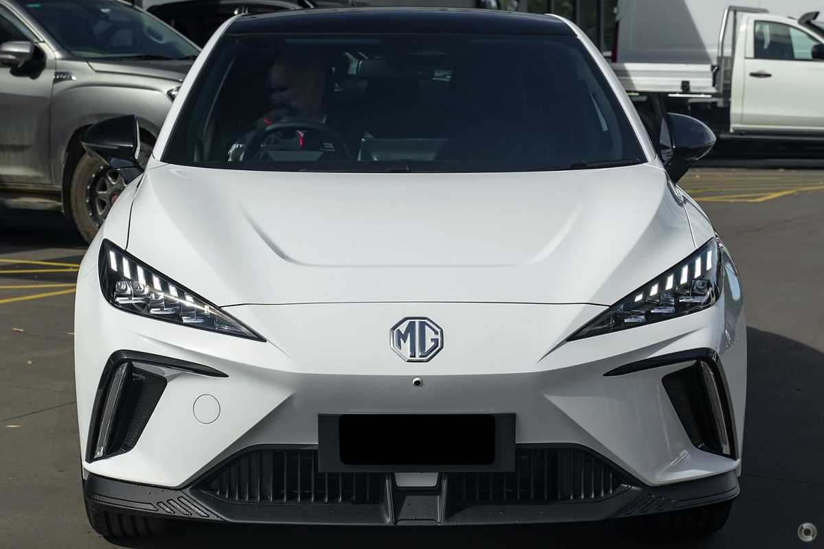 SOLD 2024 MG MG4 Essence 64 in White | New Hatch | Penrith NSW
