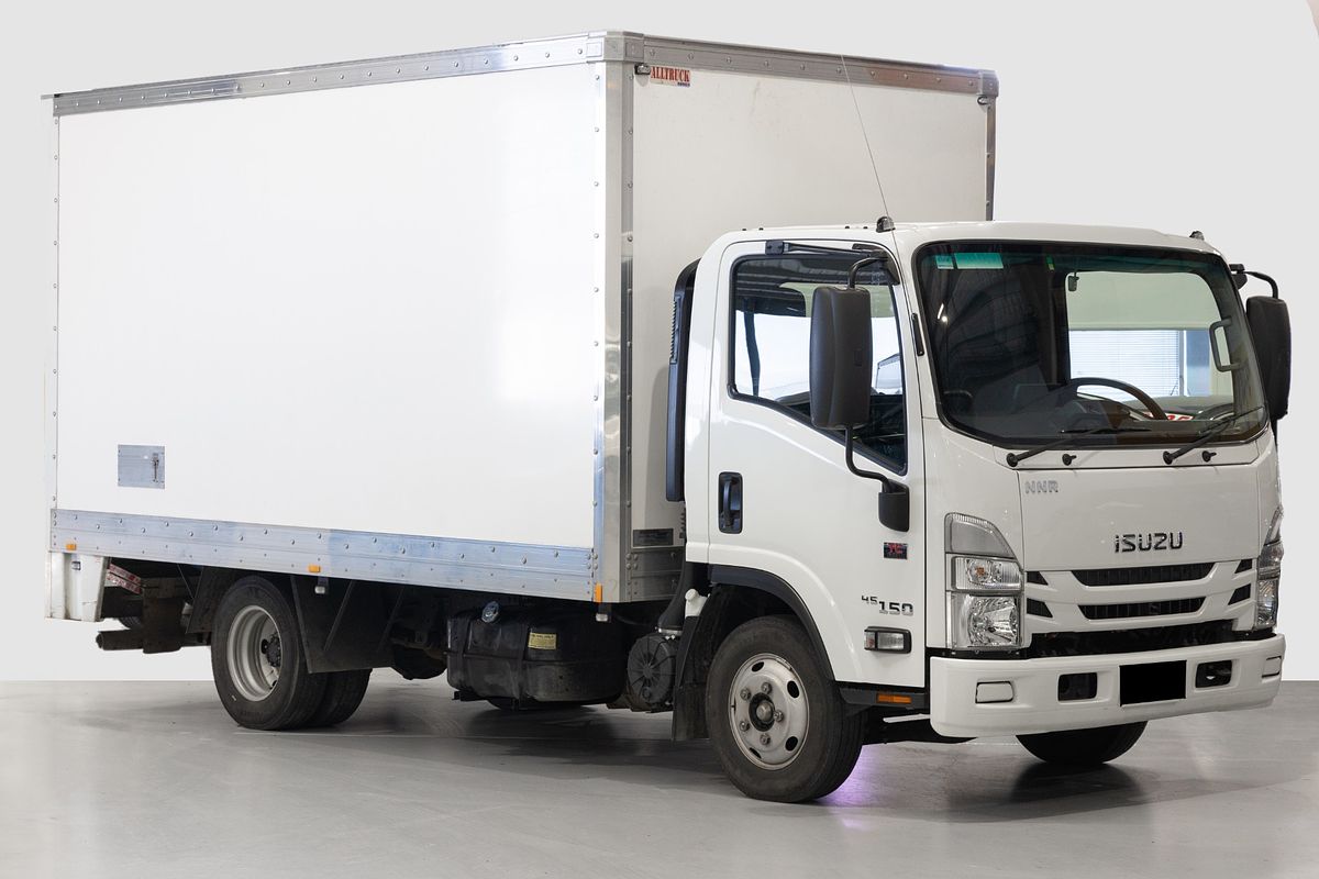 SOLD 2022 Isuzu N Series NNR 45-150 Vanpack in White | Used Van | Geebung QLD