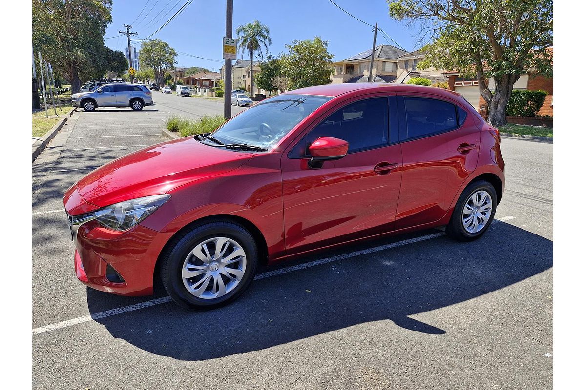 2018 Mazda 2 Neo in Red | Used Hatch | Lidcombe NSW