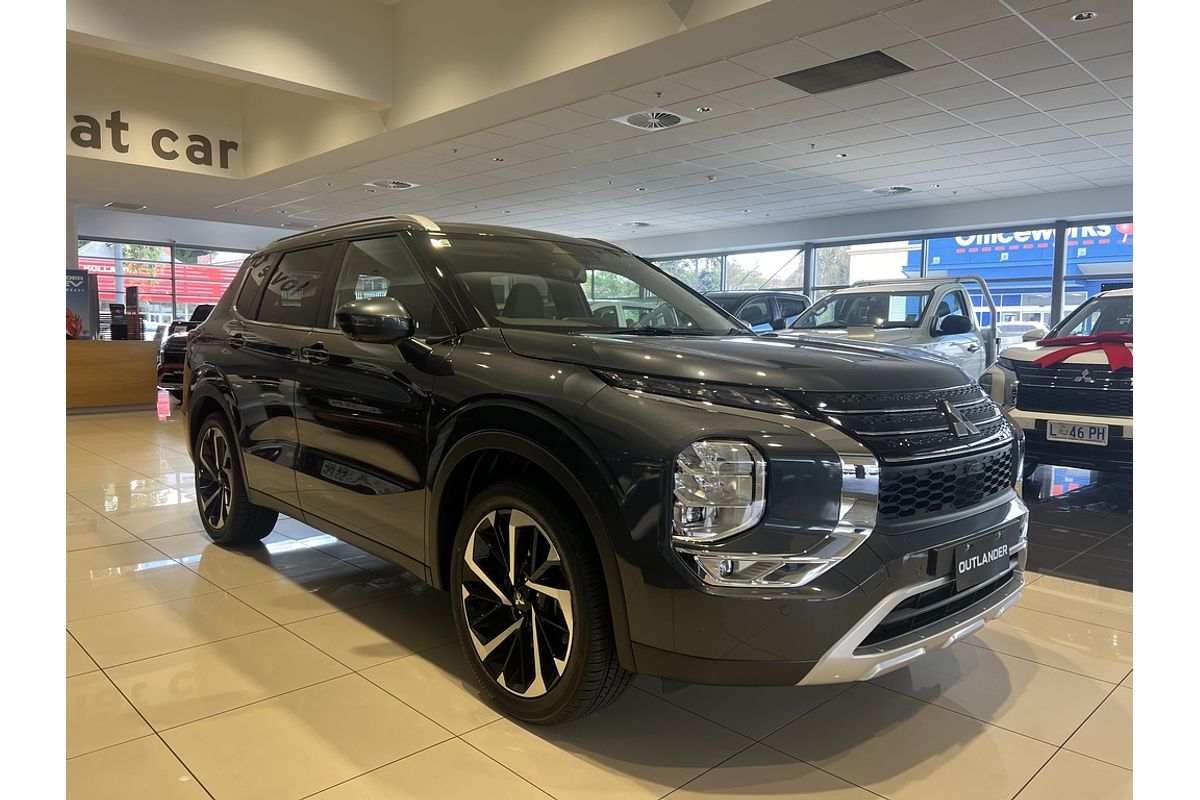 2024 Mitsubishi ZM Outlander ASPIRE 2.5L CVT 2WD 7ST $49,990 - Local Motor Group
