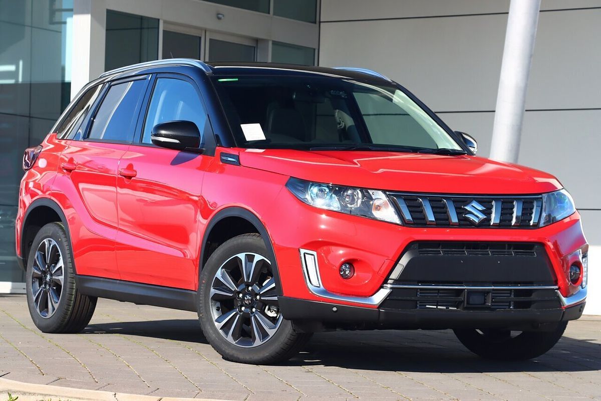 SOLD 2024 Suzuki Vitara Turbo in Bright Red/Cosmic Black | Demo SUV ...