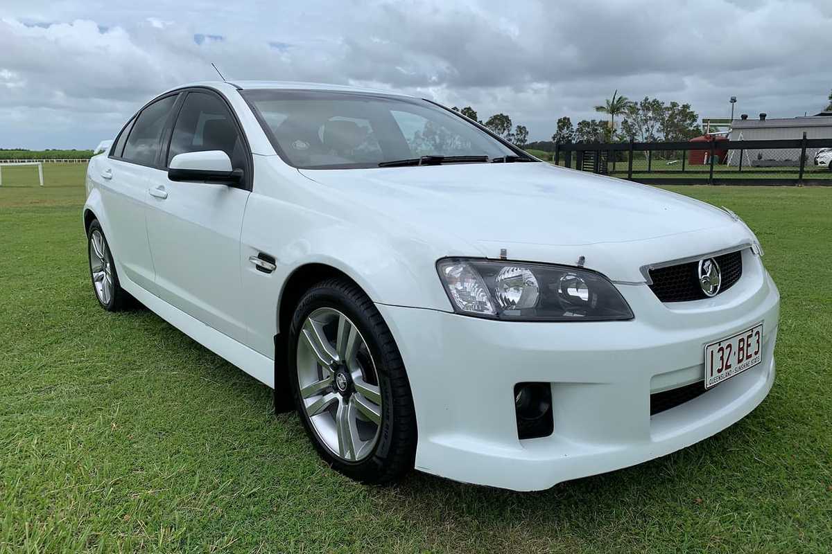 SOLD 2008 Holden COMMODORE SV6 in White | Used Sedan | Gold Coast QLD ...