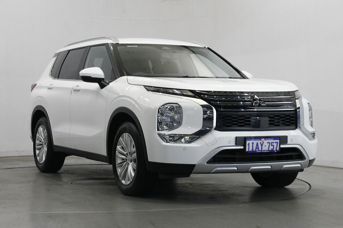 2023 Mitsubishi Outlander LS in WHITE | Used SUV | Victoria Park WA