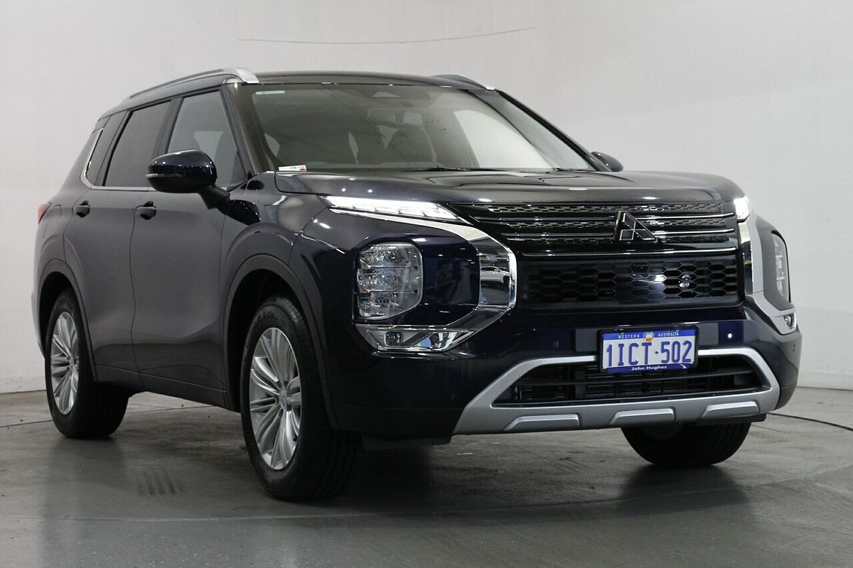 2024 Mitsubishi Outlander LS in COSMIC BLUE | Used SUV | Victoria Park WA