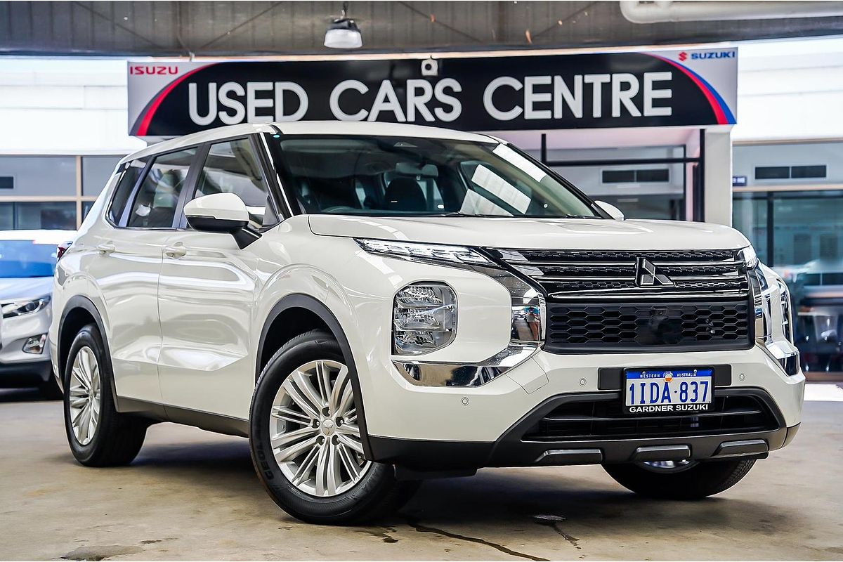 2024 Mitsubishi Outlander ES in WHITE | Used SUV | Cannington WA