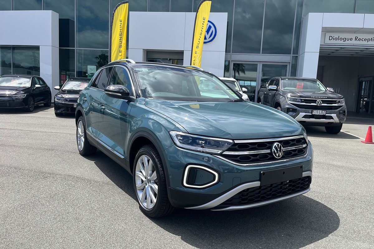 SOLD 2024 Volkswagen T-Roc 110TSI Style in Petroleum Blue Metallic ...