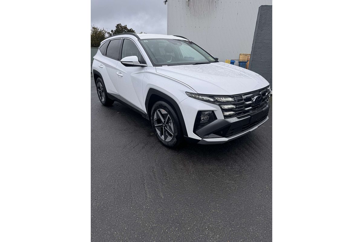 SOLD 2025 Hyundai Tucson Elite in White Cream | New SUV | Ballarat VIC ...