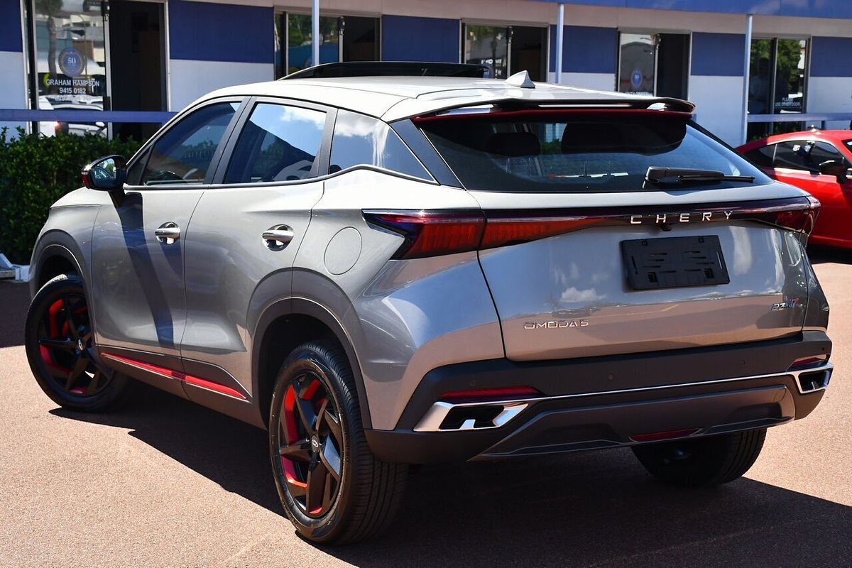 SOLD 2025 Chery OMODA 5 EX in Saturn Silver/Red Décor | New SUV ...