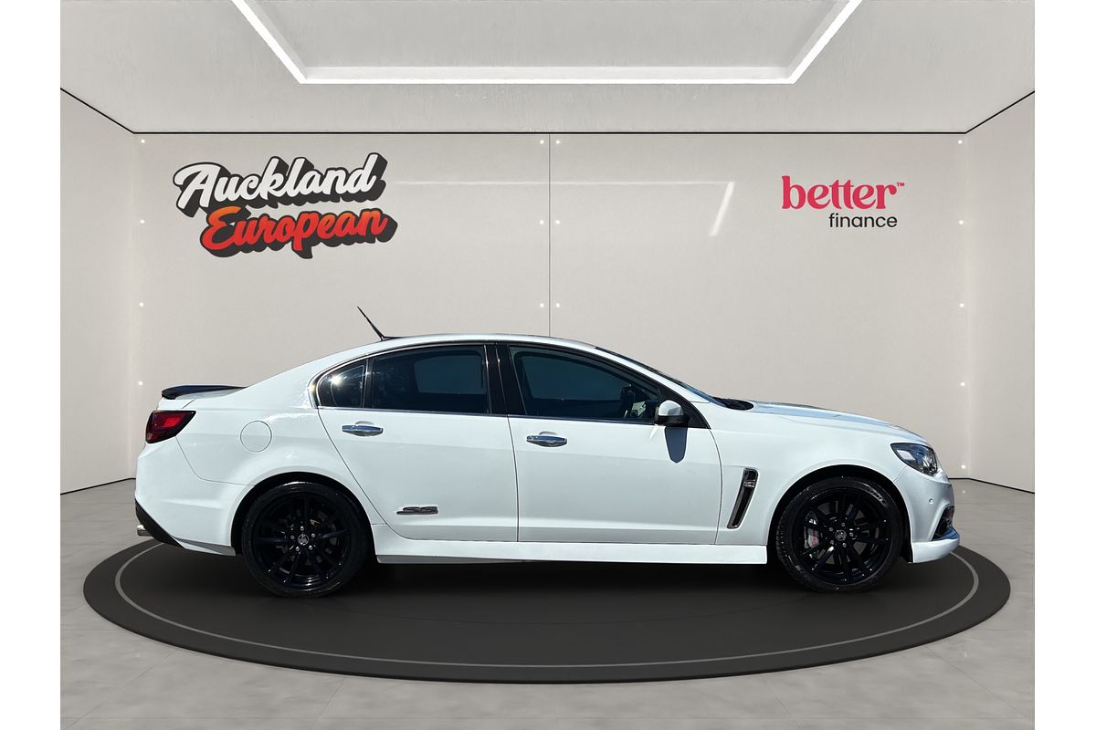 2013 Holden COMMODORE SS-V REDLINE VF SEDAN V8 6.0L 6MT in WHITE | Used Sedan | Auckland New Zealand