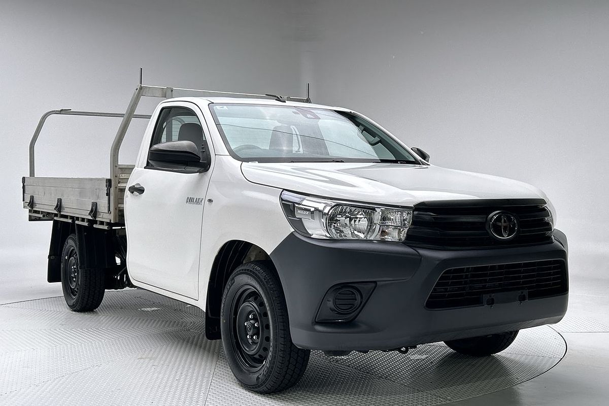 2021 Toyota Hilux Workmate in Glacier White | Used Ute | Moorooka QLD ...