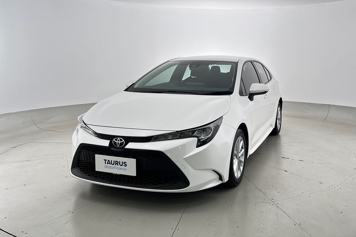 2021 Toyota Corolla Ascent Sport in WHITE | Used Sedan | Essendon ...