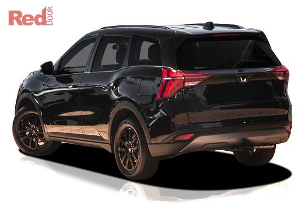 2025 Mahindra XUV700 AX7L Black Edition in Midnight Black | New SUV ...