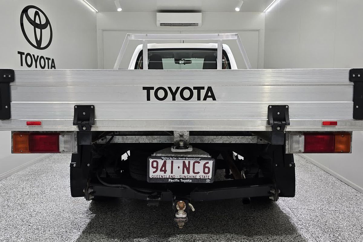 SOLD 2021 Toyota Hilux Hilux 4x2 Workmate 2.7L Petrol Manual Single Cab C/C in White | Used Ute ...