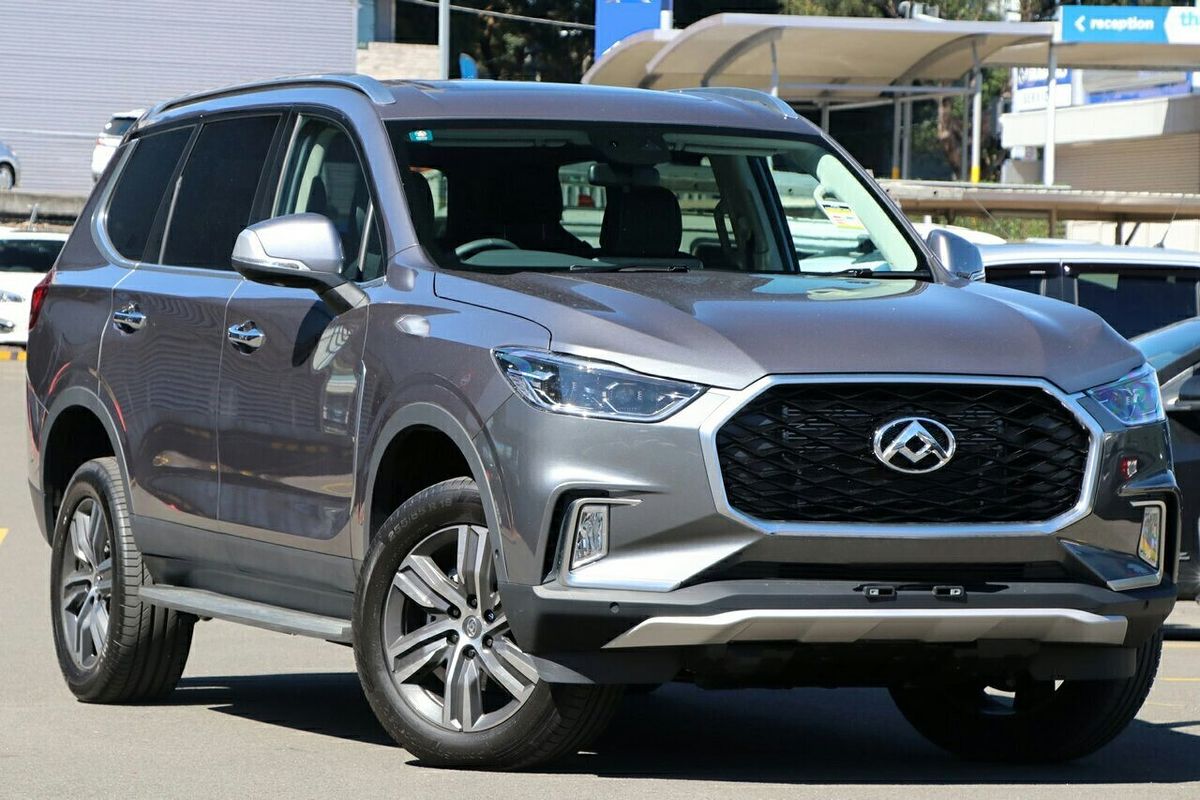 SOLD 2025 LDV D90 Executive in Concrete Grey /Black roof | New SUV ...