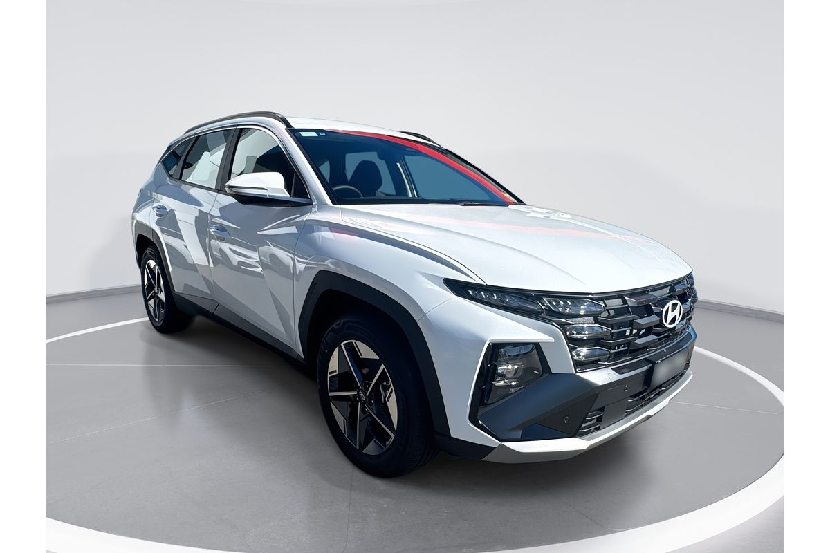 SOLD 2025 Hyundai Tucson in White Cream | Demo SUV | Ballarat VIC ...