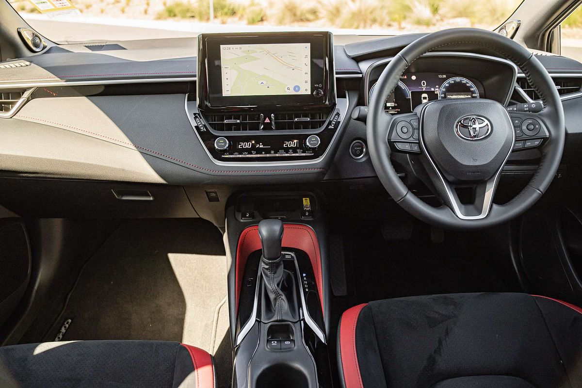 SOLD 2022 Toyota Corolla ZR Hybrid in Black Roof with Graphite | Used ...