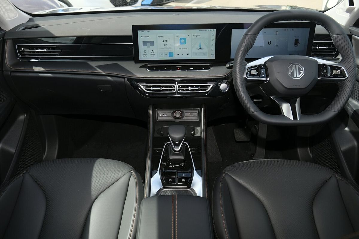 SOLD 2025 MG HS Essence in Cashmere Silver Metallic | Demo SUV | Stock ...