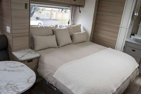 2025 Jayco DESTINY MOTORHOME in WHITE | New Ute | Stock #23706 ...
