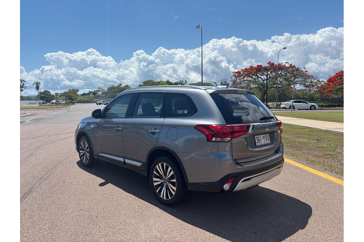 SOLD 2019 Mitsubishi Outlander ES in GREY | Used SUV | Stock #706492 ...