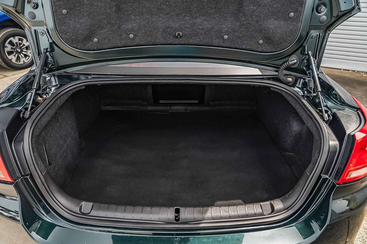SOLD 2014 Holden Commodore SV6 in GREEN | Used Sedan | Stock #S5022303 ...