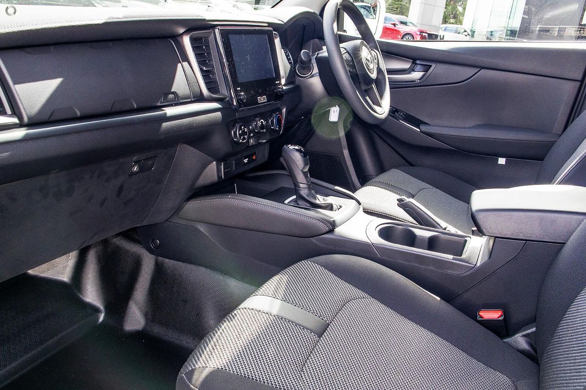 2025 Mazda BT-50 XT in White | New Ute | Stock #11316728 | Springwood ...