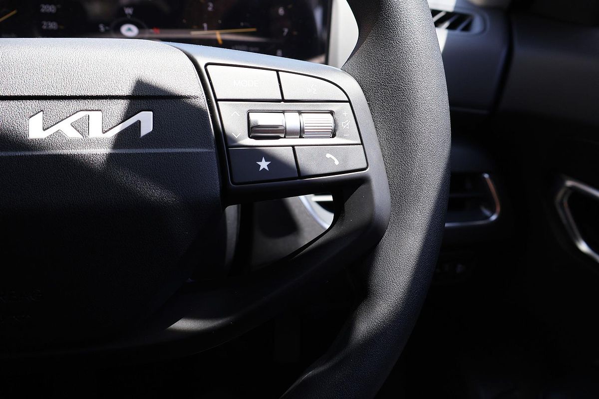 2025 Kia K4 Sport+ in Snow White Pearl | Demo Hatch | Stock #K178952 ...