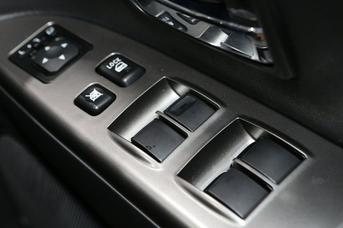 SOLD 2024 Mitsubishi ASX LS in TITANIUM | Used SUV | Stock #467348 ...