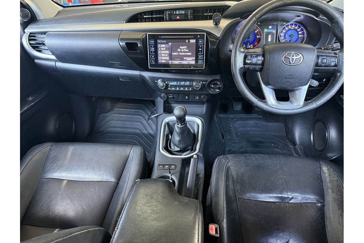 2015 Toyota Hilux SR5 in Blue | Used Ute | Totness SA | Arrow Car Sales