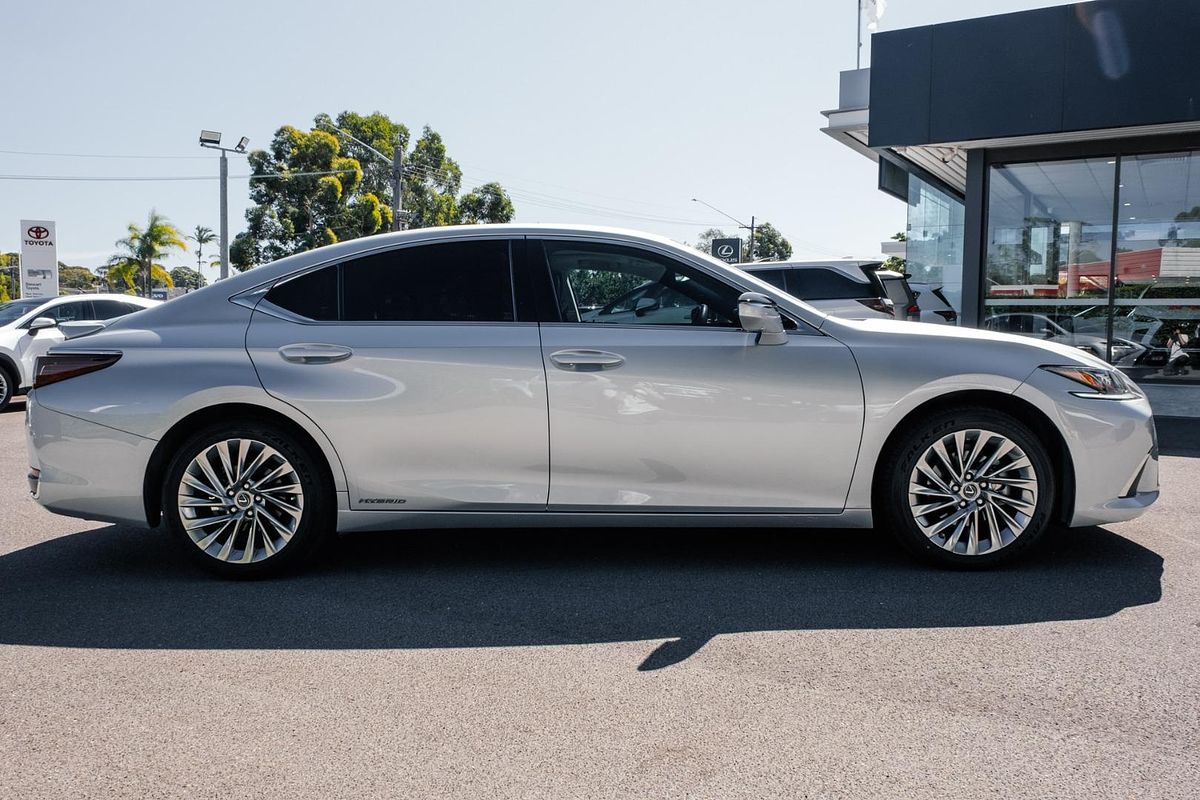 SOLD 2021 Lexus ES ES300h Sports Luxury in Silver | Used Sedan | Stock ...
