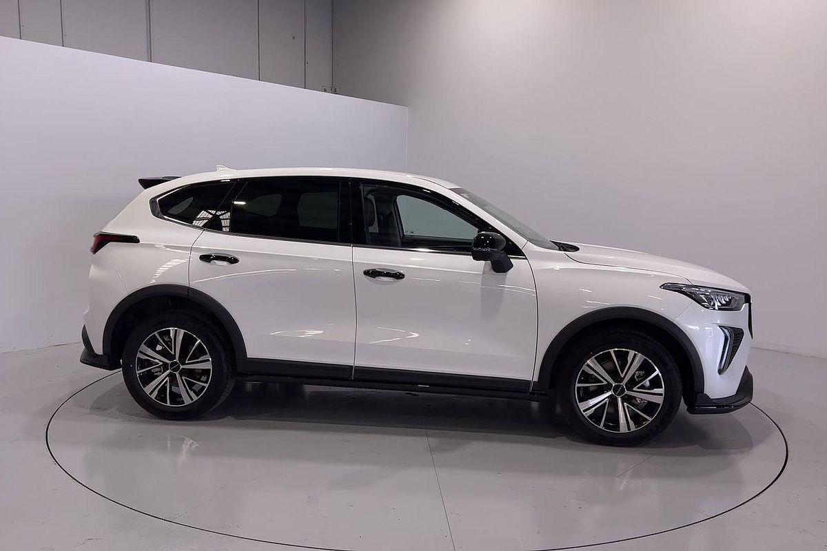 SOLD 2025 GWM Haval Jolion Lux Hybrid in HAMILTON WHITE | New SUV ...