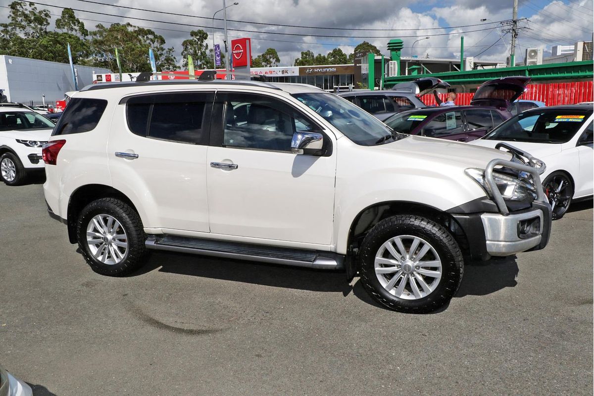 2018 Isuzu MU-X LS-M in White | Used SUV | Stock #B3388 | Capalaba QLD ...