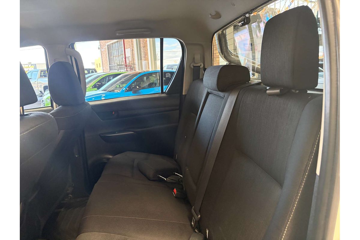 2015 Toyota Hilux SR Hi-Rider in WHITE | Used Ute | Stock #469127 ...