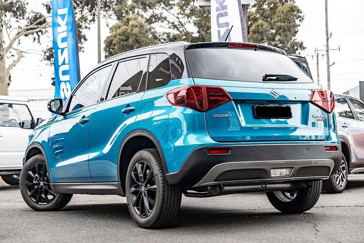 2024 Suzuki Vitara Turbo in Atlantis Turquoise/CosmicBlack | Demo SUV ...