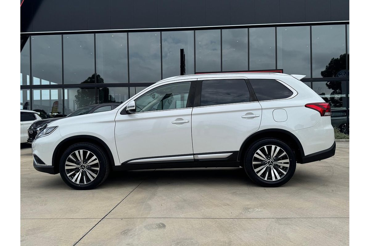 2020 Mitsubishi Outlander LS in White | Used SUV | Stock #RU1281 ...