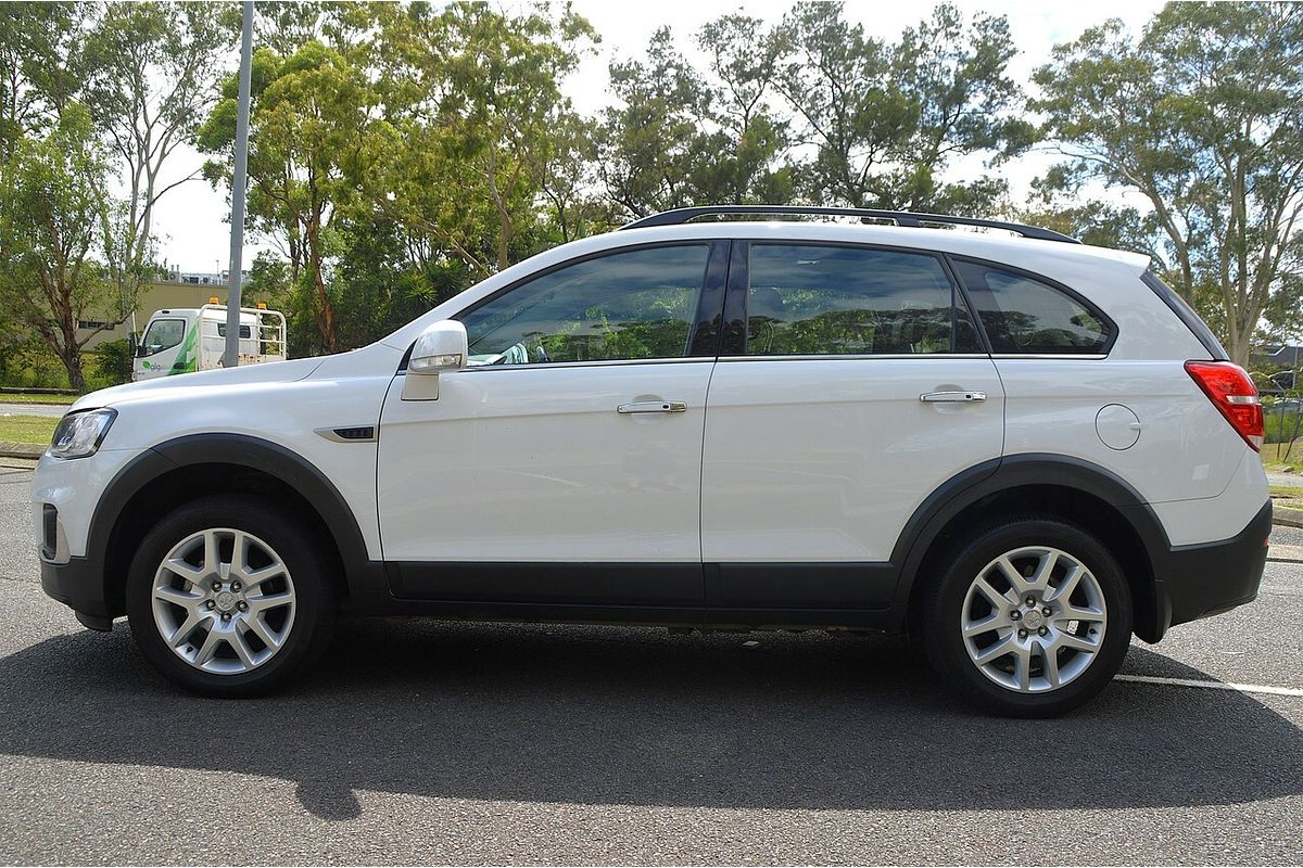 2018 Holden Captiva Active in White | Used SUV | Stock #004489 ...