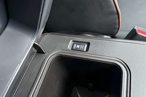 2024 Nissan Patrol Warrior in MOONSTONE WHITE | Used SUV | Stock # ...