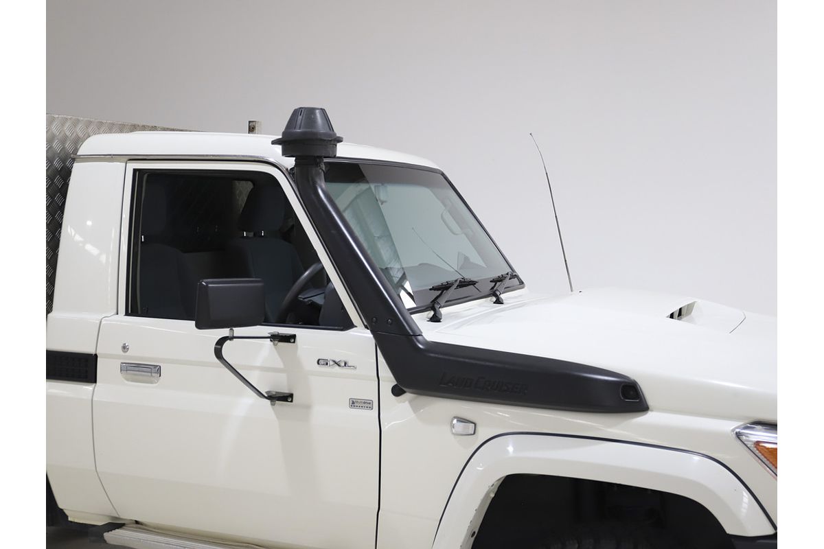 LC Military GXL 4.5L T Diesel Manual Single C/Chassis $89,990 - Local ...