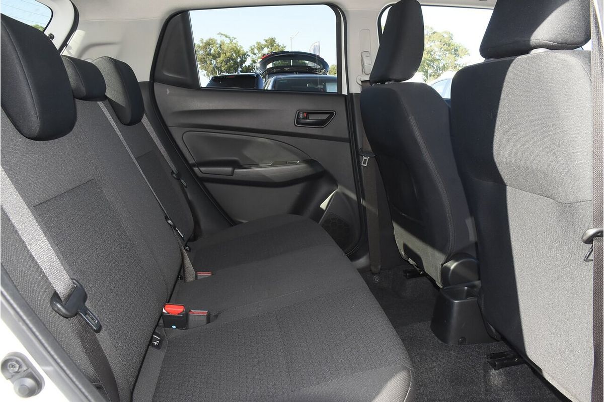 2023 Suzuki Swift GL in ZVR-Pure White | Used Hatch | Stock #PW47277 ...