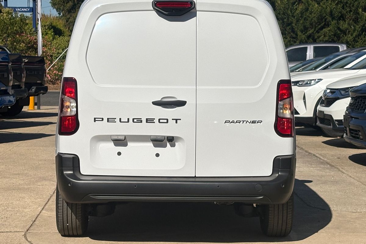 2025 Peugeot Partner Pro in Ice White | Used Van | Stock #37434 ...