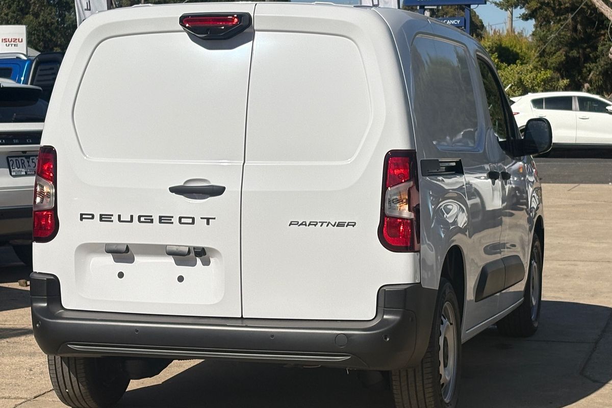2025 Peugeot Partner Pro in Ice White | Used Van | Stock #37434 ...