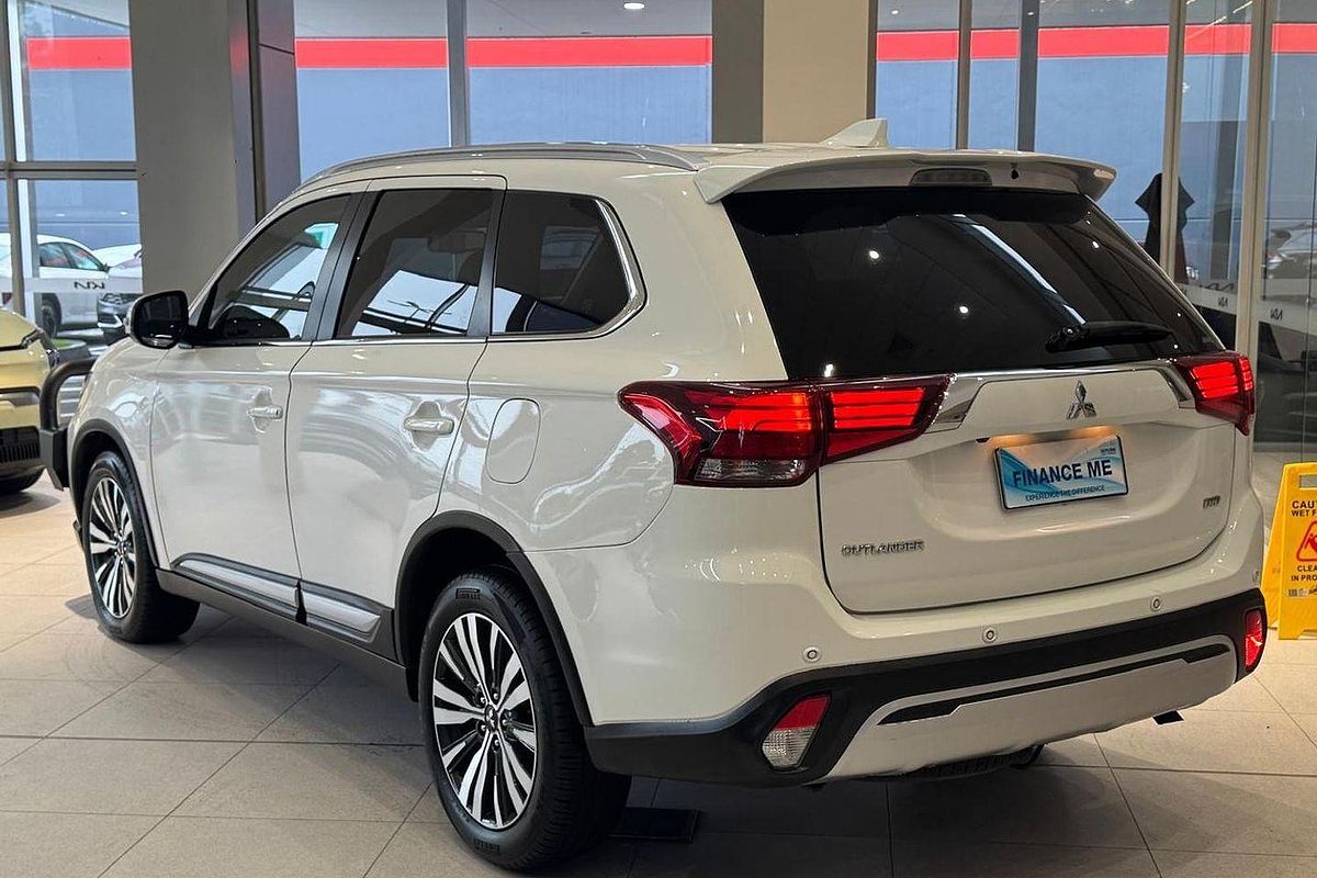 SOLD 2020 Mitsubishi Outlander LS in White | Used SUV | Stock #UK14261 ...