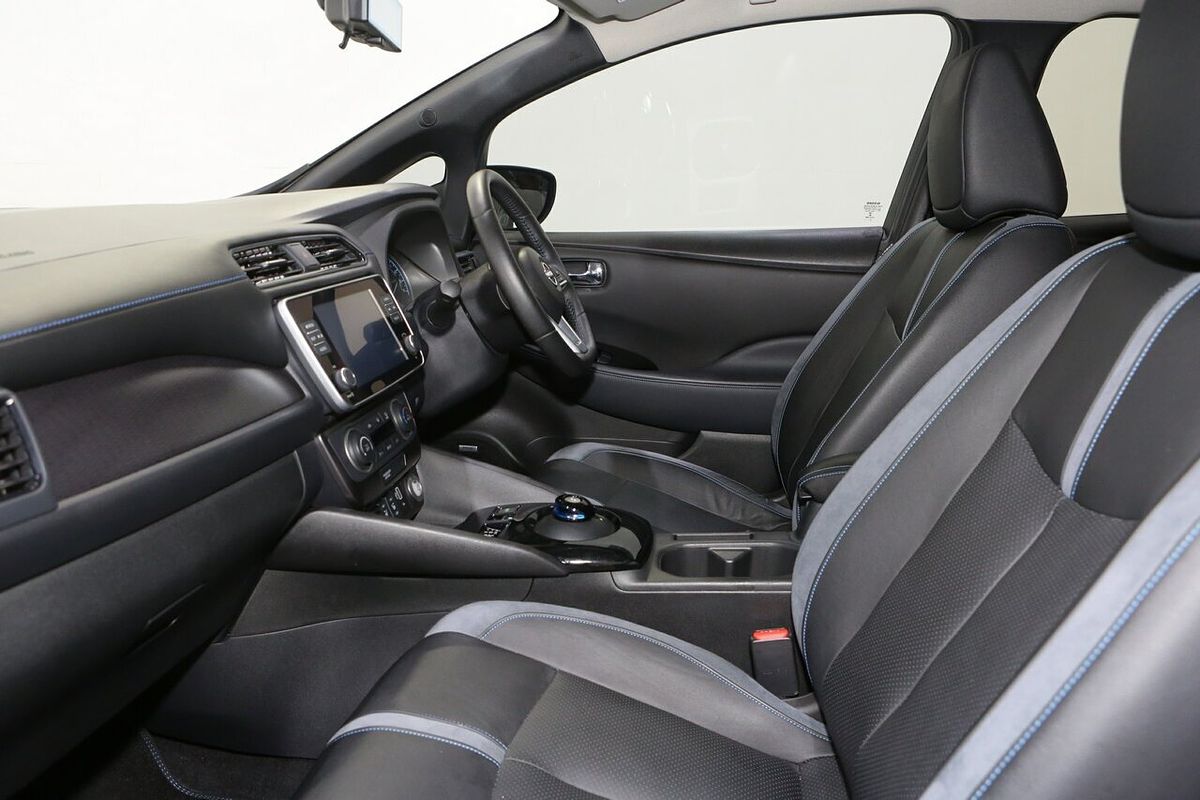 SOLD 2022 Nissan LEAF in White | Used Hatch | Stock #468416 ...