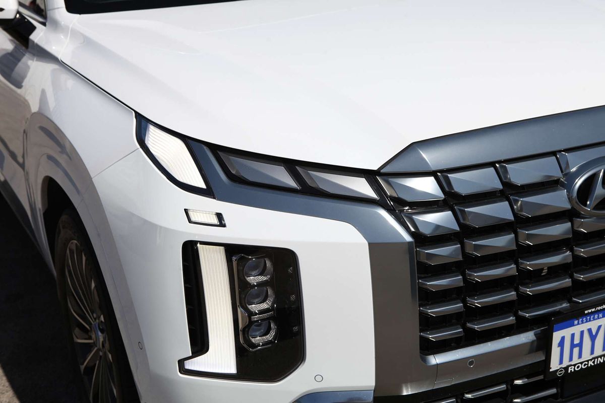 2023 Hyundai Palisade Highlander in Creamy White | Used SUV | Stock ...