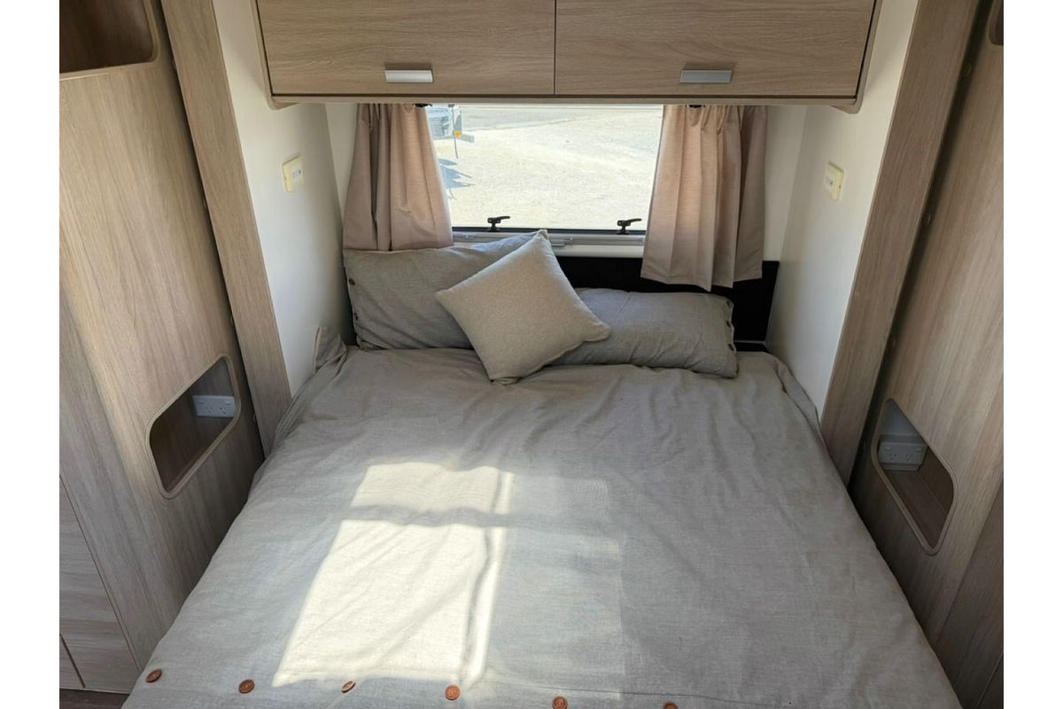 SOLD 2016 Jayco STARCRAFT in WHITE | Used Caravan | Stock #19809 ...