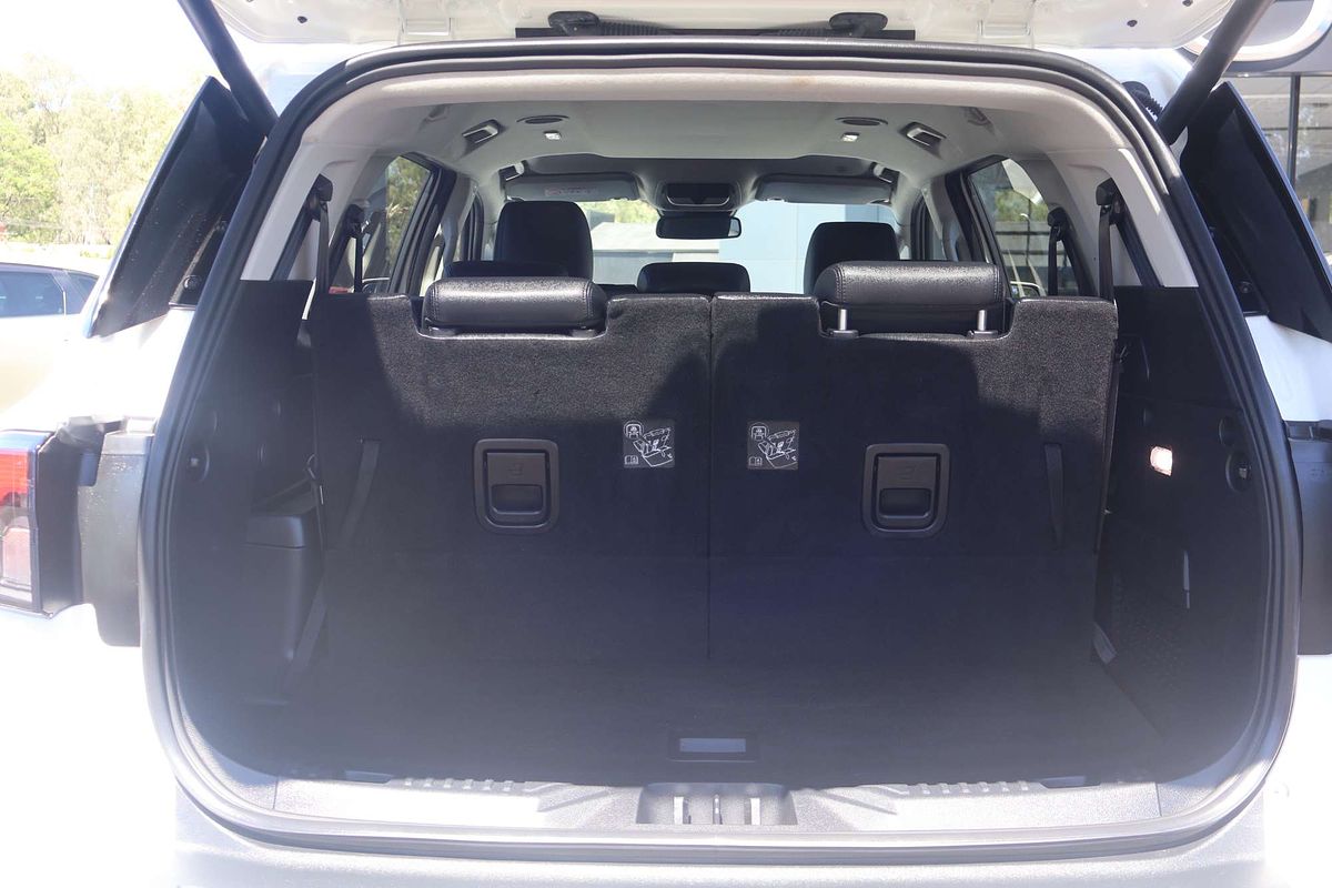 2024 Ford Everest Trend in WHITE | Used SUV | Stock #U000582 ...