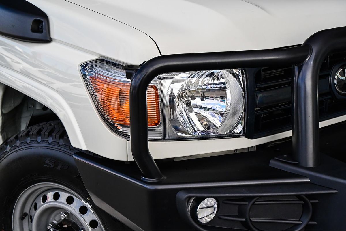 SOLD 2023 Toyota LANDCRUISER 70 SERIES LC79 WORKMATE in French Vanilla ...