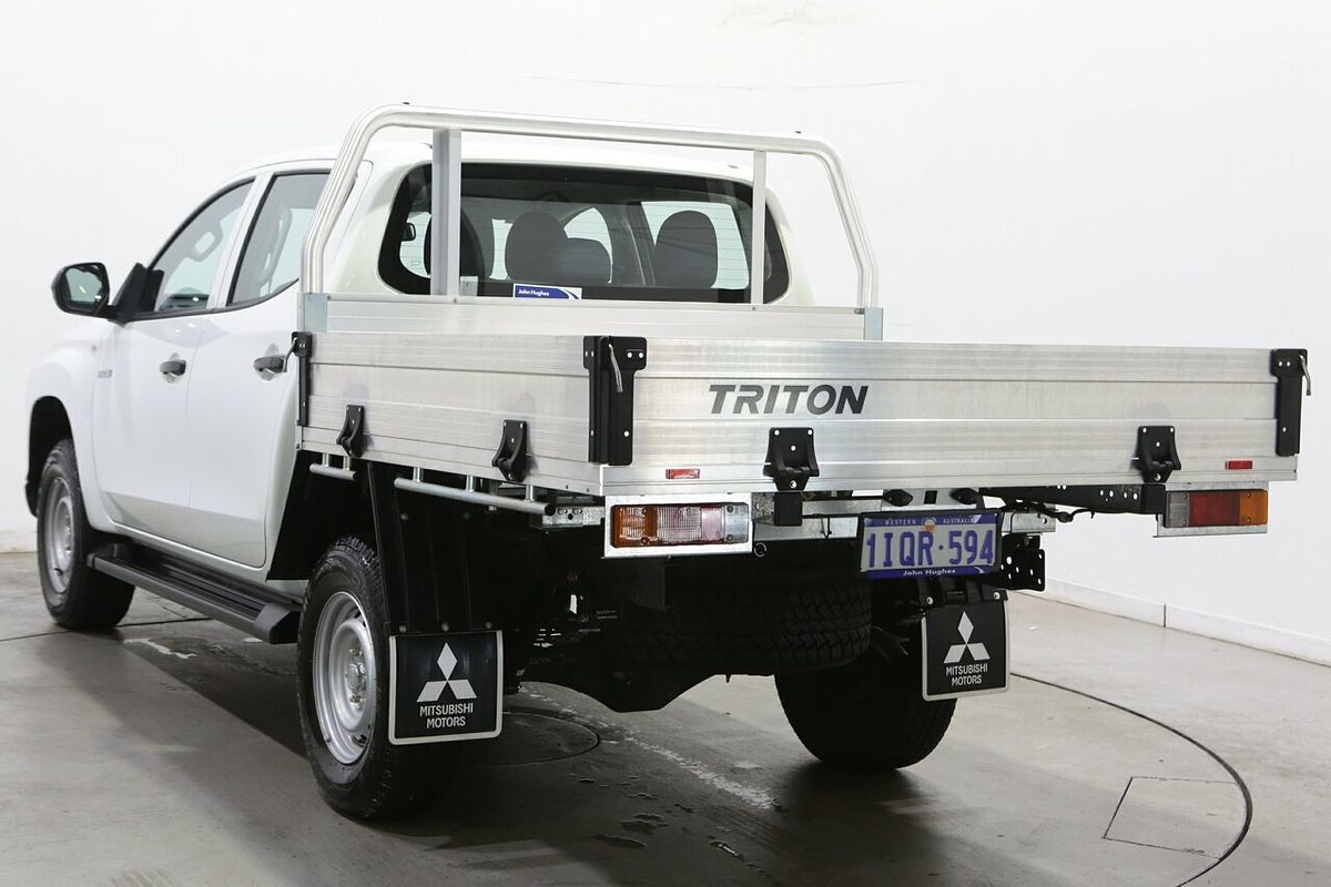 SOLD 2024 Mitsubishi Triton GLX in WHITE | Used Ute | Stock #469990 ...