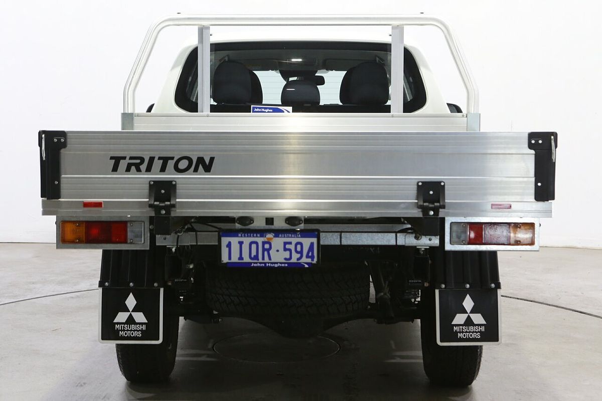 SOLD 2024 Mitsubishi Triton GLX in WHITE | Used Ute | Stock #469990 ...