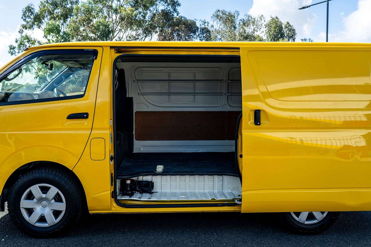 SOLD 2014 Toyota Hiace DX in YELLOW | Used Van | Stock #157307 ...